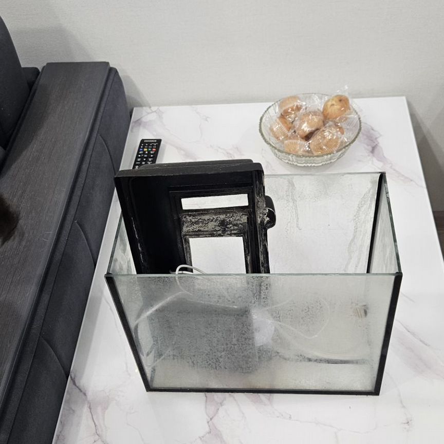 Аквариум с кораблем