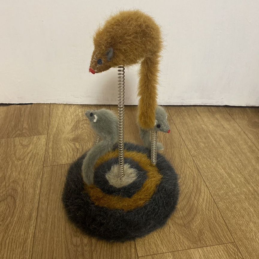 Игрушка для кота