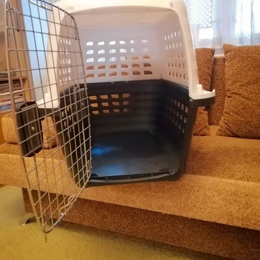 Переноска для собак Petmate