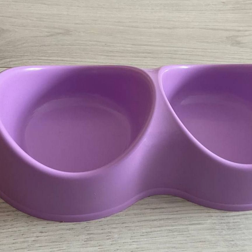 Кормушка для кошек и собак