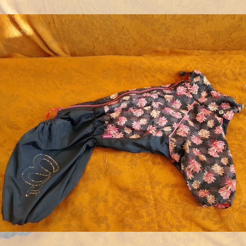 Комбинезон для собак средних пород