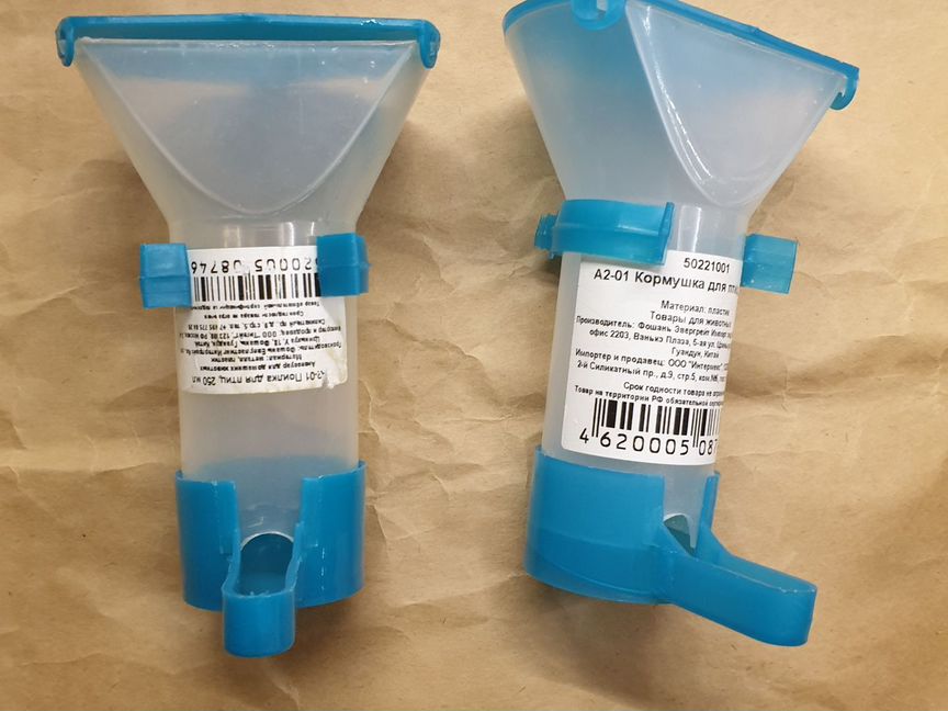 Кормушка для птиц в клетку поилка