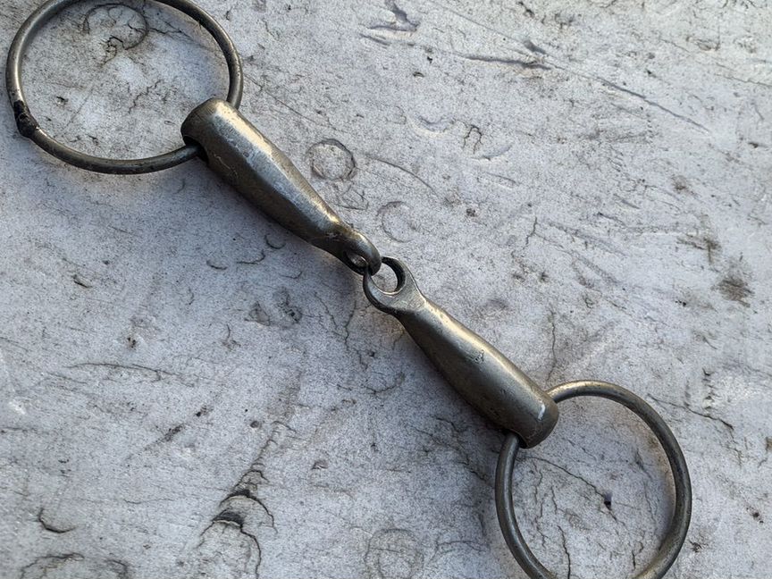 Трензель для лошади(удила)