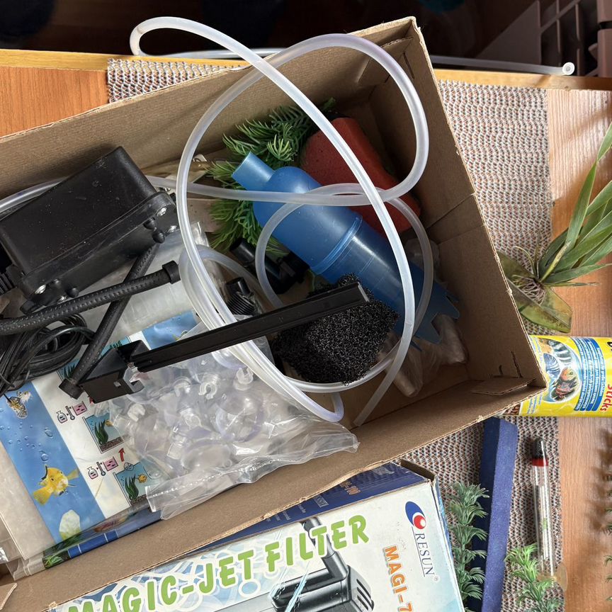 Принадлежности для аквариума