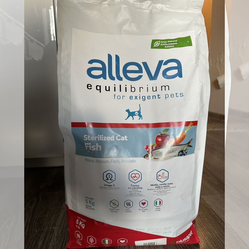 Корм Alleva equilibrium для кошек с рыбой