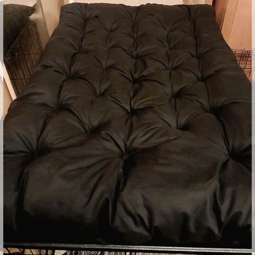 120/80см. Большие лежанки для собак