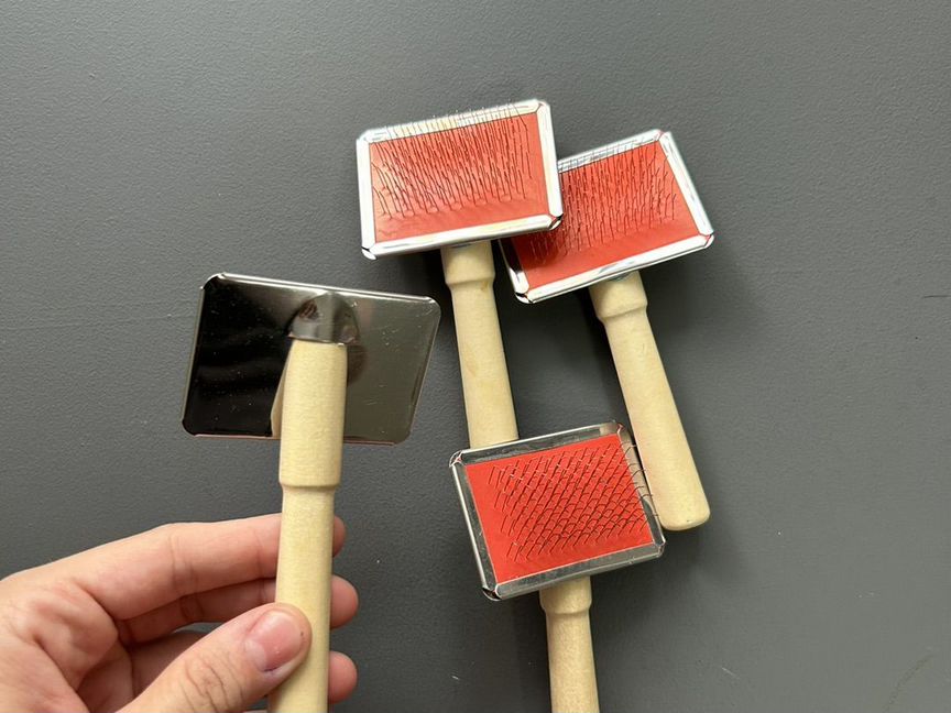 Пуходерка для кошек и собак