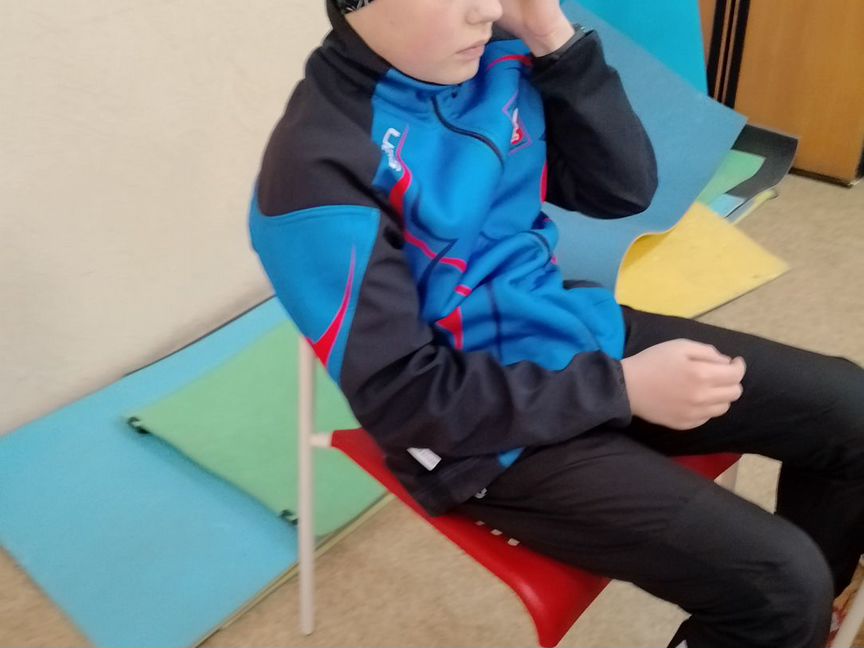 Нашëл мальчика на улице