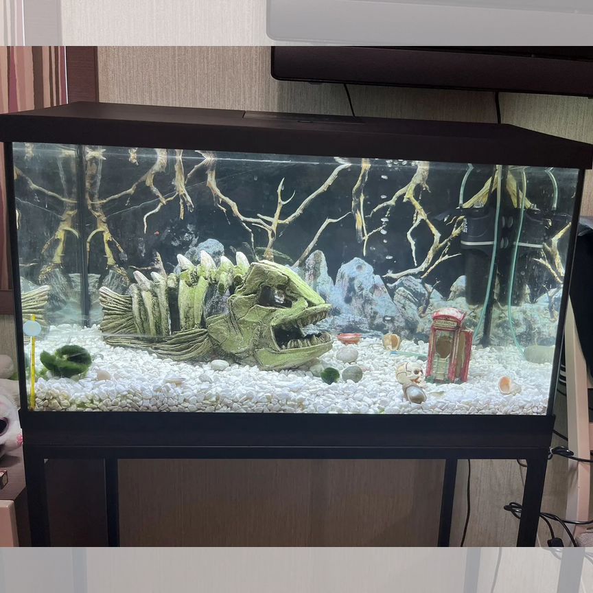 Аквариум с тумбой 100 л