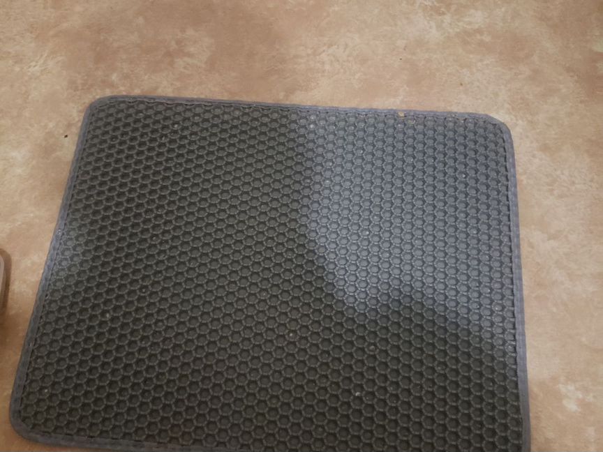 Когтеточка,лежанка,коврик под лоток