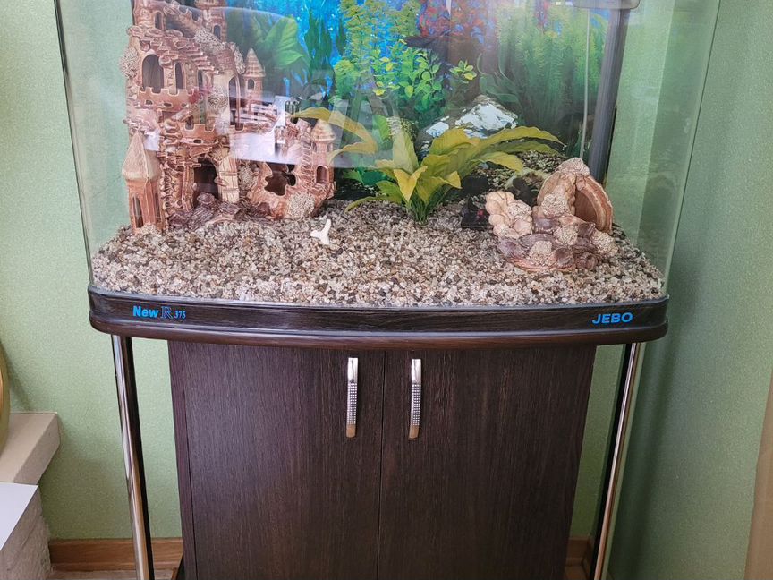 Аквариум с тумбой