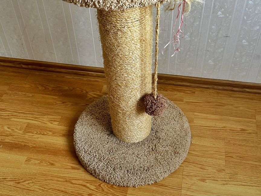 Когтеточка с лежанкой