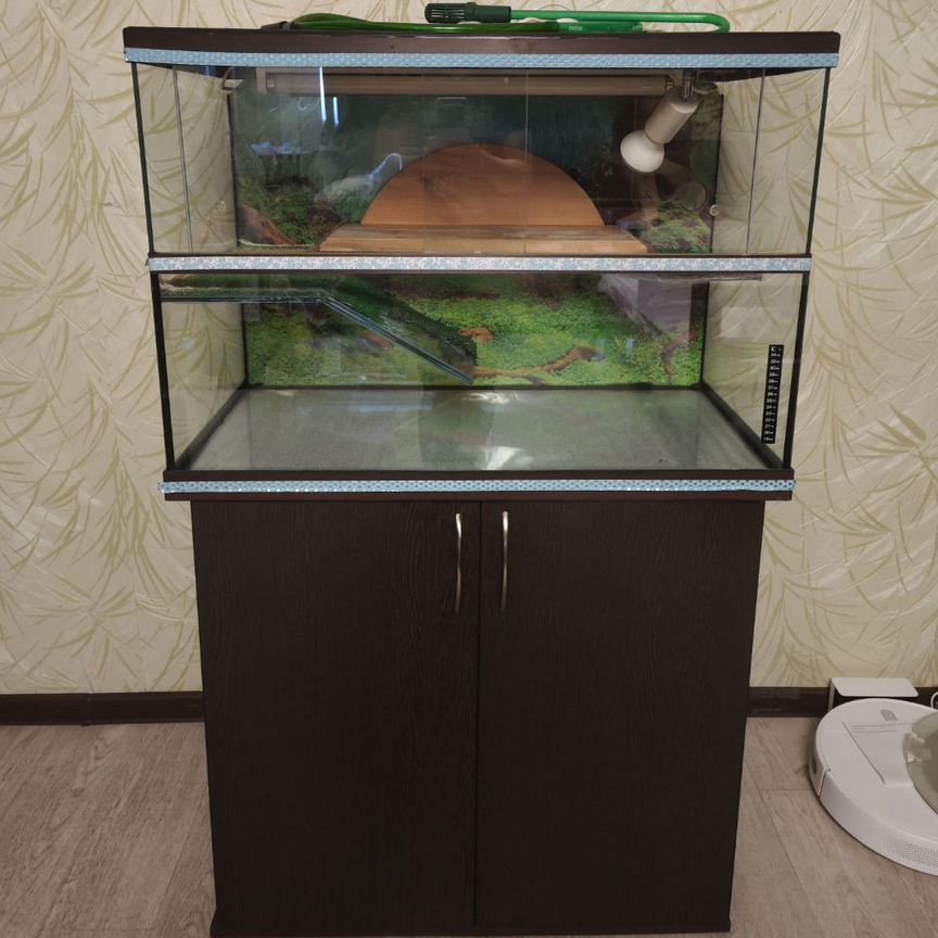 Б/У Аквариум для черепахи 200 л с тумбой