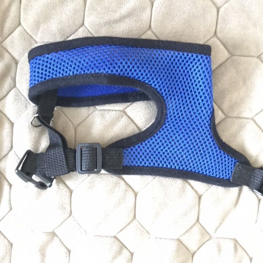 Шлейка для собаки S