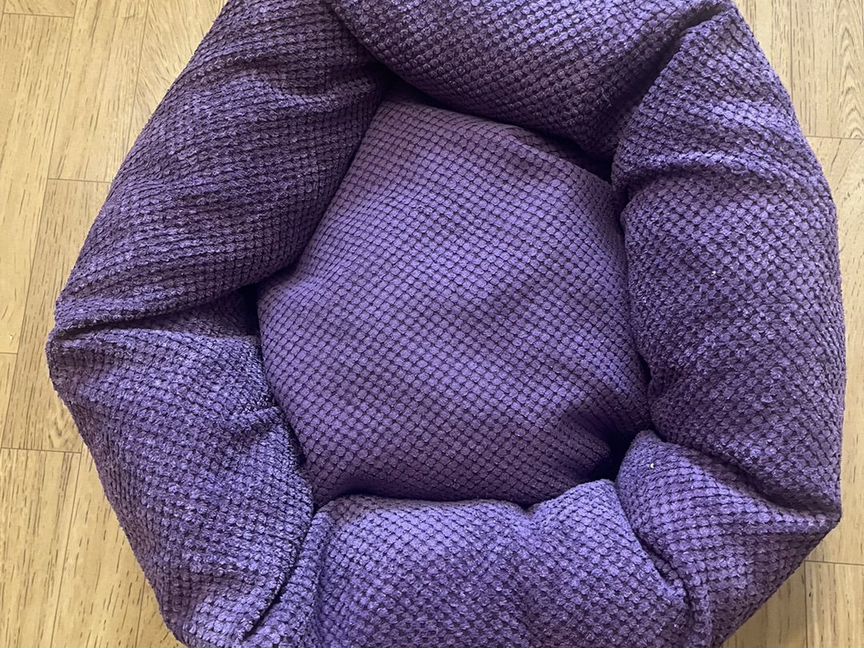 Лежанка для собак и кошек