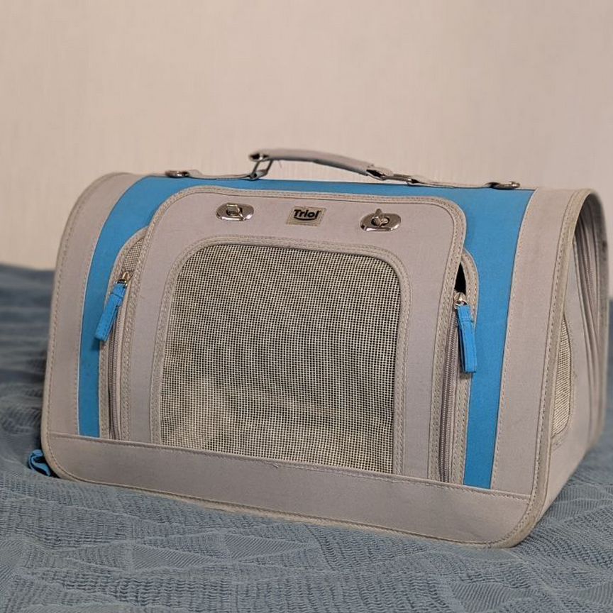 Переноска для кошек и собак