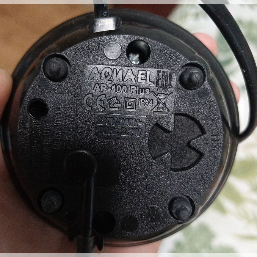 Компрессор для аквариума aquael 100 plus