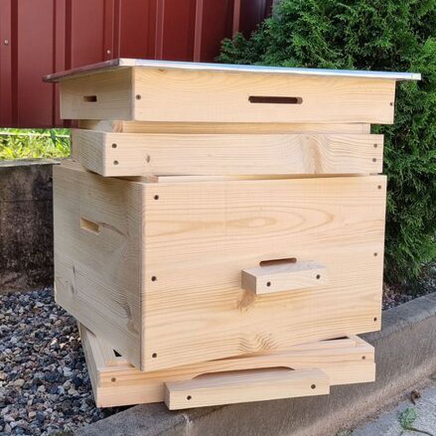 Улей для пчел на 12 рамок