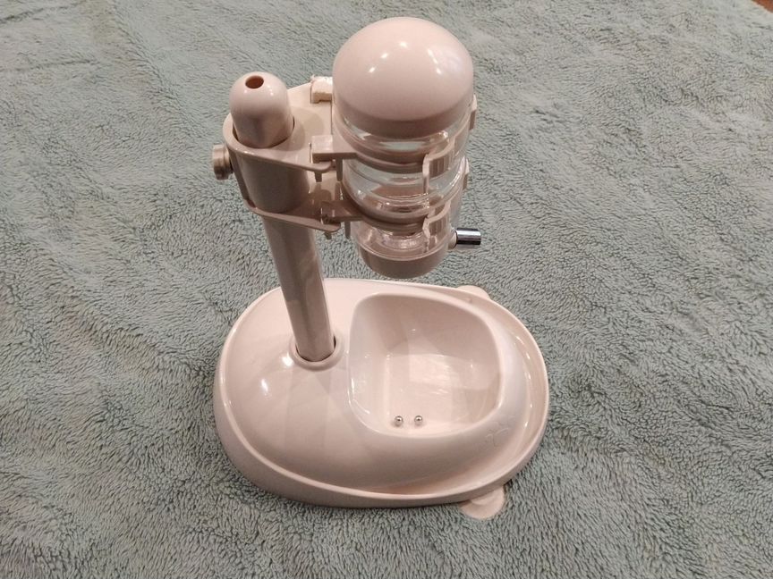 Поилка для собак "сухие усы"