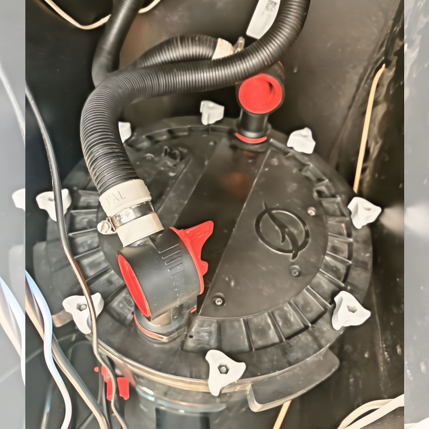 Продам внешний фильтр флювал fx 4