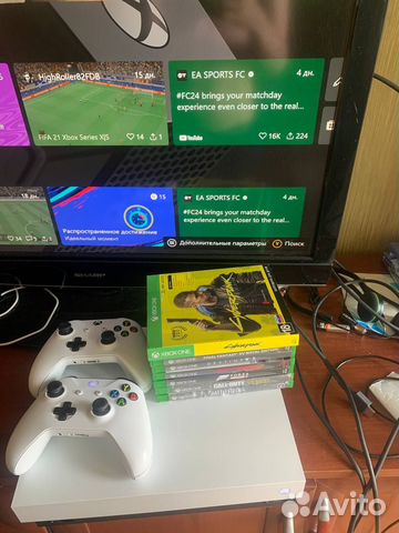 Белый xbox one x 1Tb 4К + коробка, геймпады купить в Москве ...