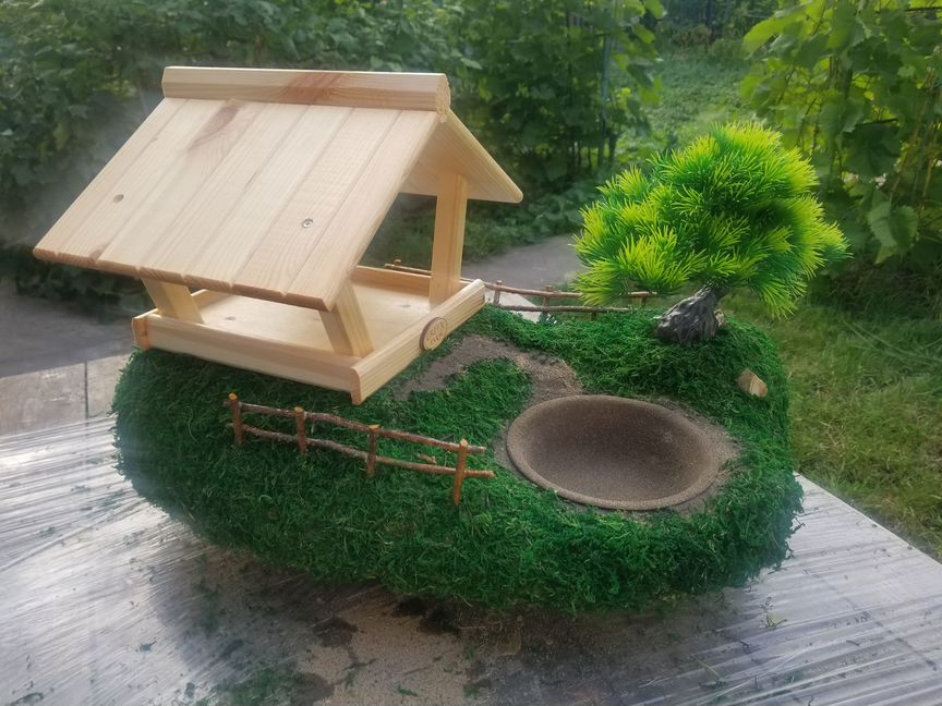 Кормушка для птиц
