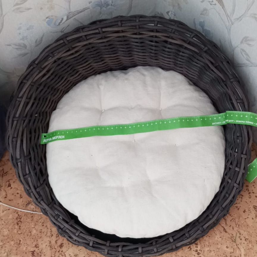 Плетёная лежанка для кошки или собачки