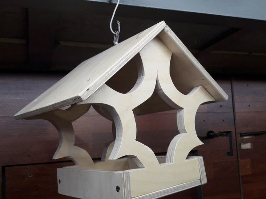 Кормушка для птиц