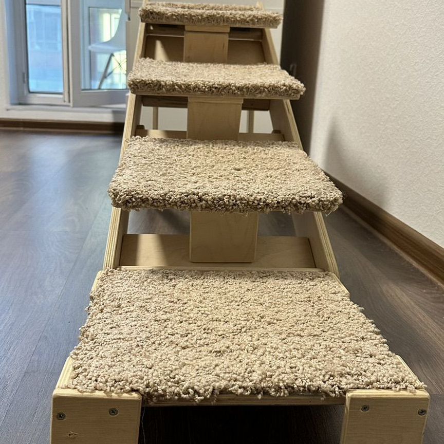 Лестница для маленьких собак