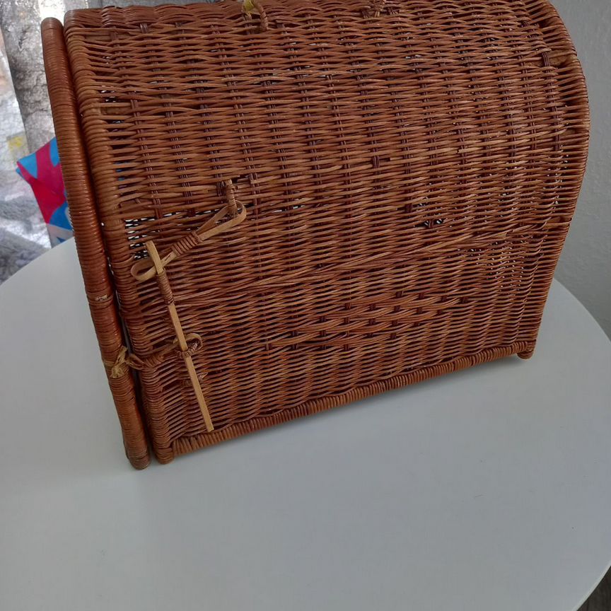 Переноска для животных из ротанга