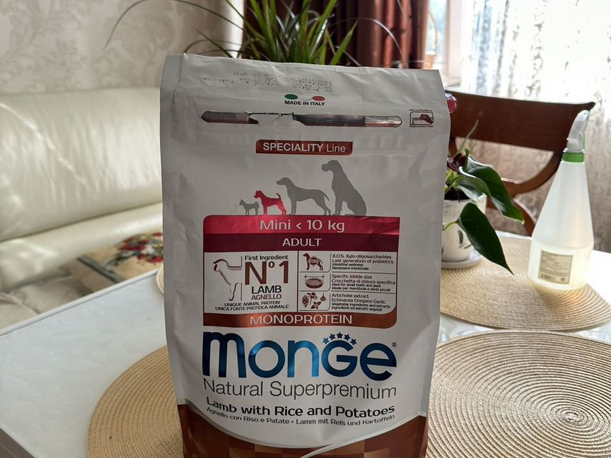 Корм Monge для собак мелких пород ягненок