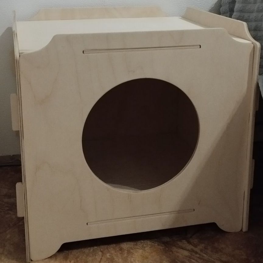 Домик для кошки из дерева