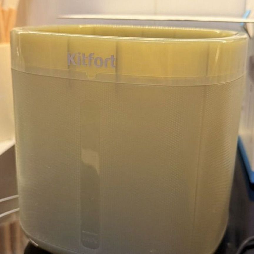 Фонтан поилка для кошек