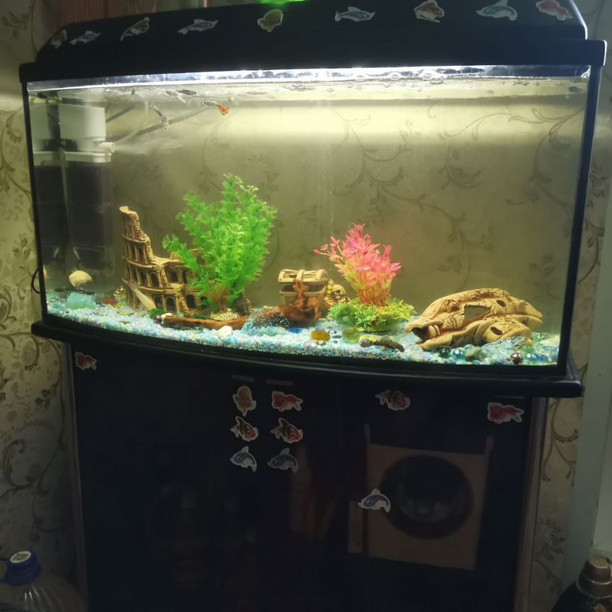 Аквариум с тумбой