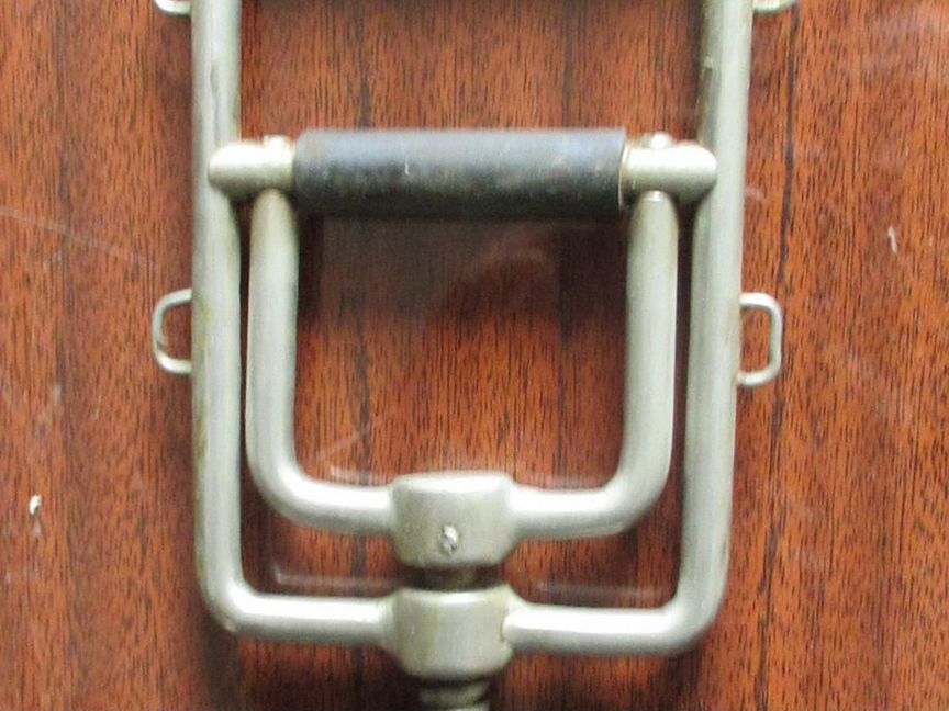 Щипцы кастрационные. Зеркало для мрс