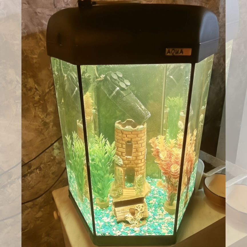 Аквариум шестигранный с подсветкой