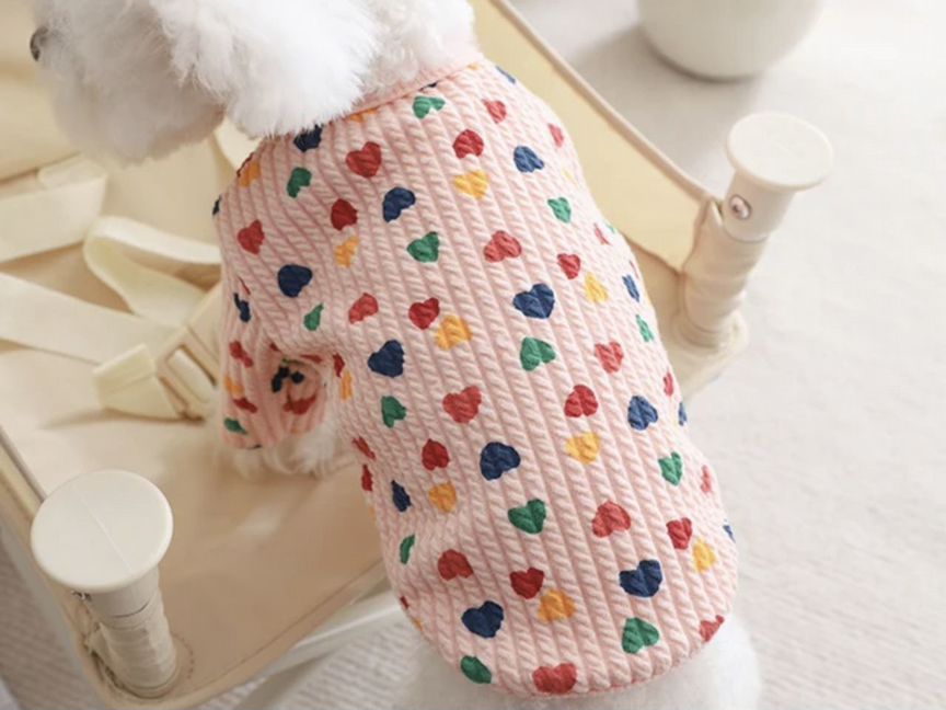 Домашняя кофточка с сердечками для собак