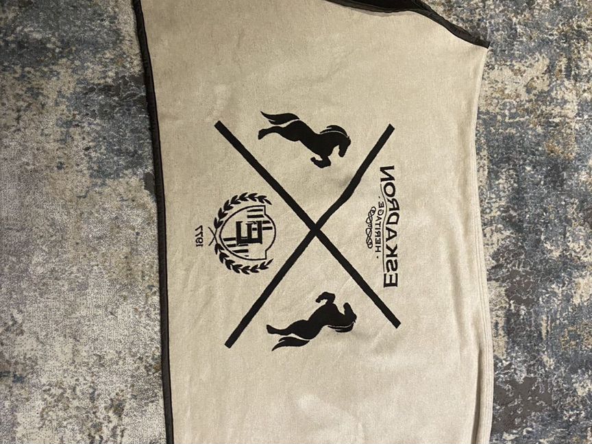 Попона Eskadron