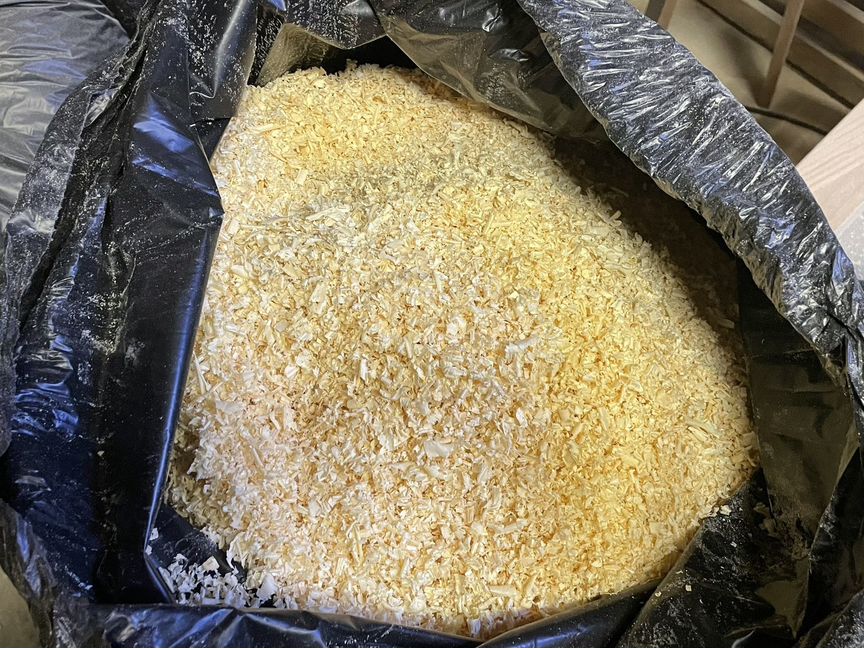 Опилки сухие