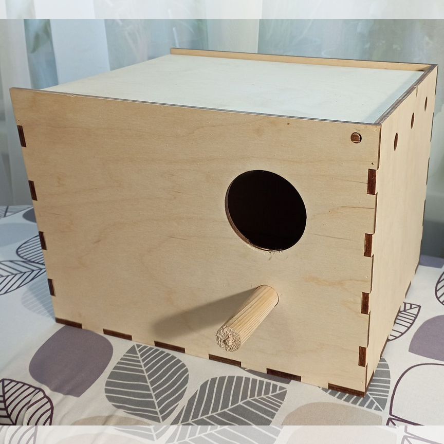 Гнездовой ящик для средних попугаев