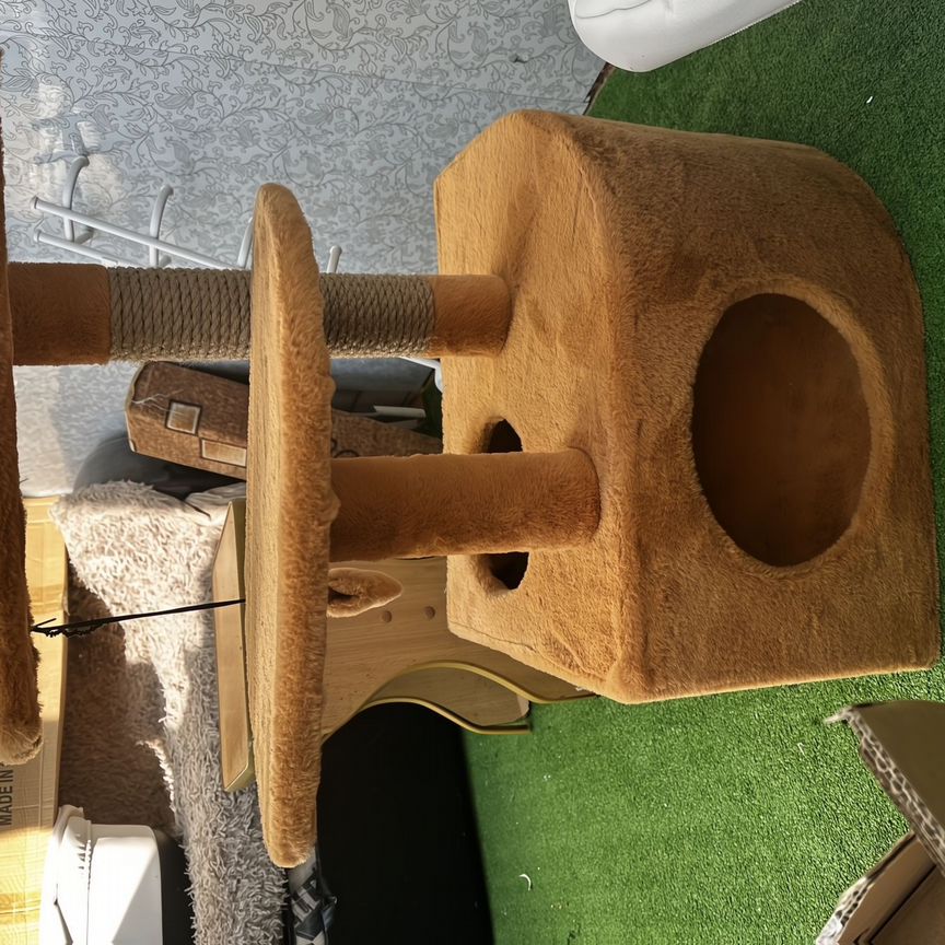 Когтеточка домик для кошки новый