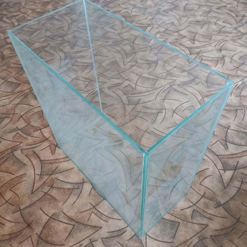 Аквариум небольшой