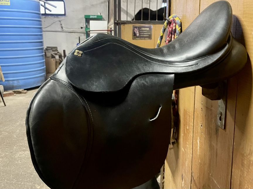 Седло для пони