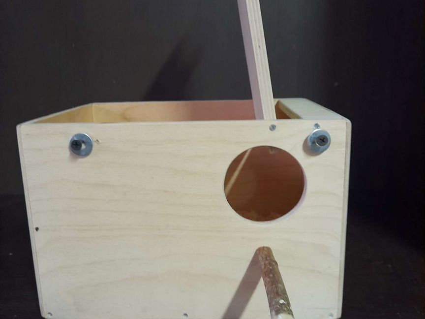 Новый домик для попугаев