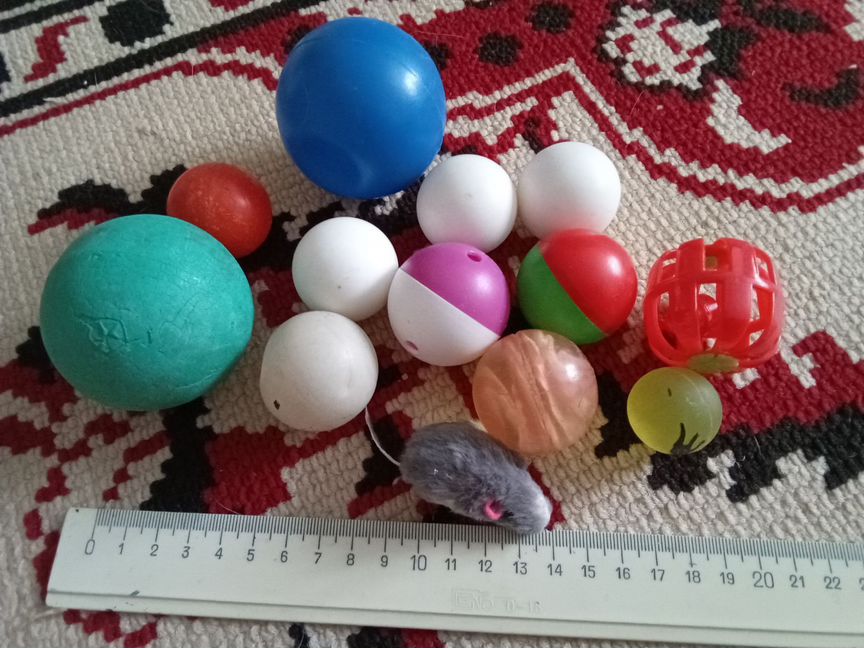 Игрушки мячики для кошек, котят
