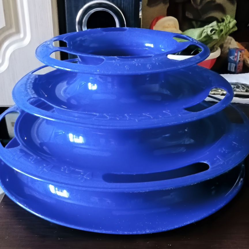 Игрушки для кошек когтеточка с шариками