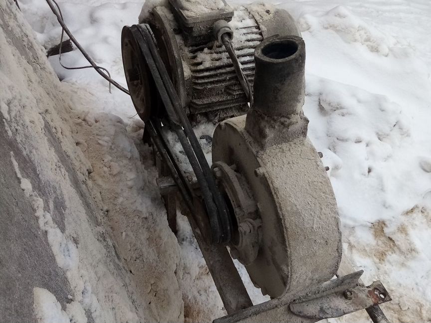 Зернодробилка бу