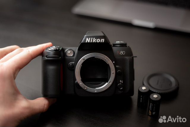 NIkon F80 N80