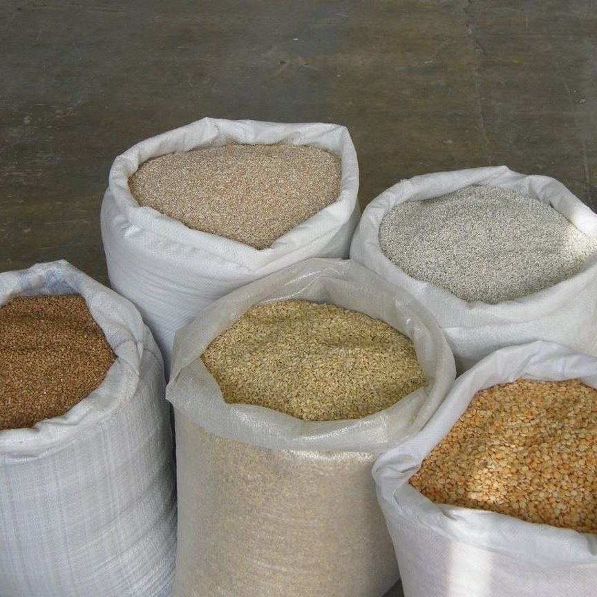 Комбикорма для кур, свиней, коров, кроликов, овец