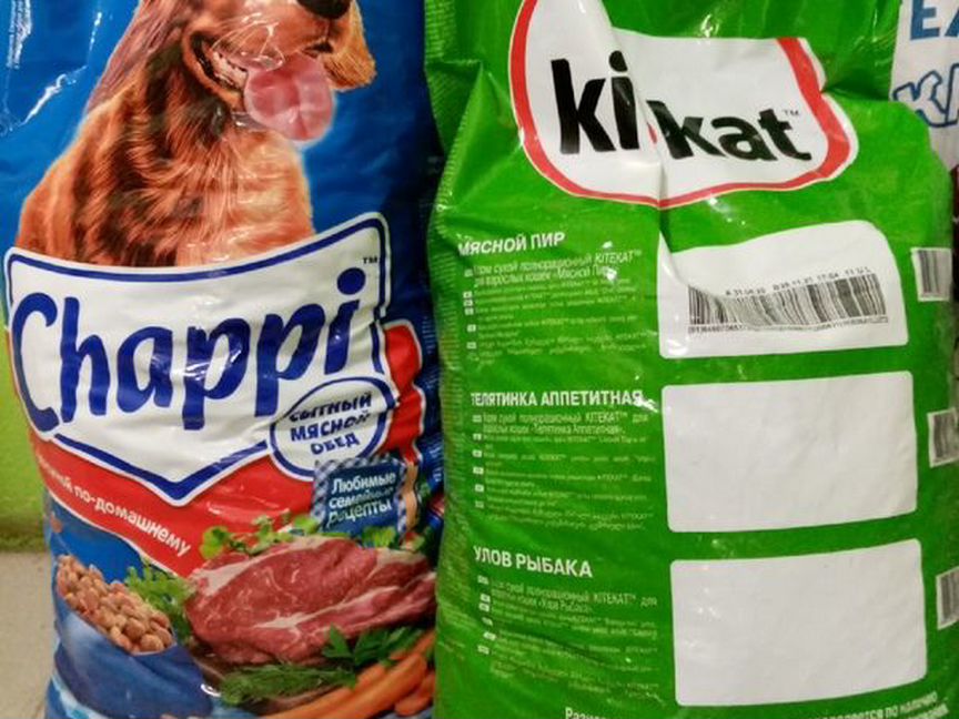 Корма для кошек и собак сухие, влажные